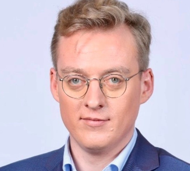 Antoine Diers : Un Consultant Visionnaire avec une Expérience Politique ...