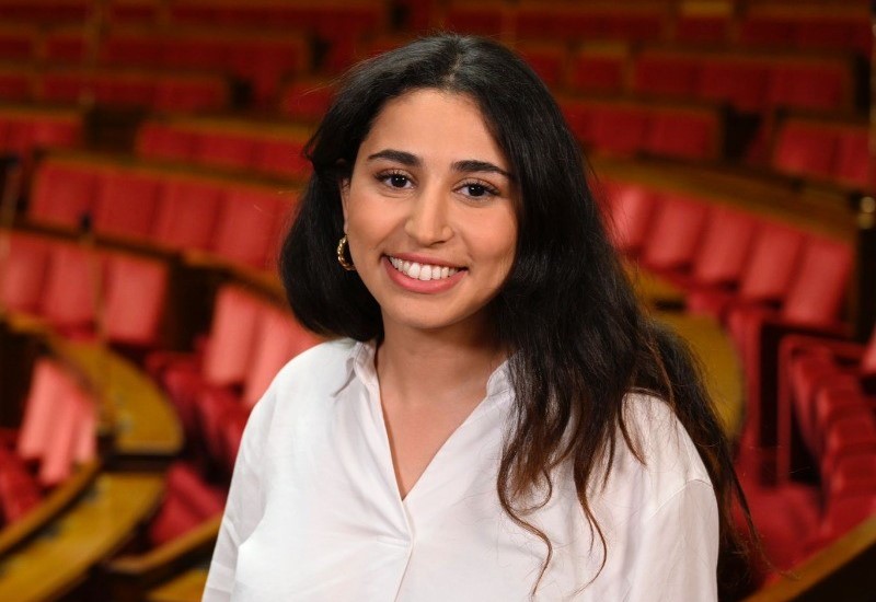 Hanane Mansouri : Jeune Députée d’Origine Marocaine
